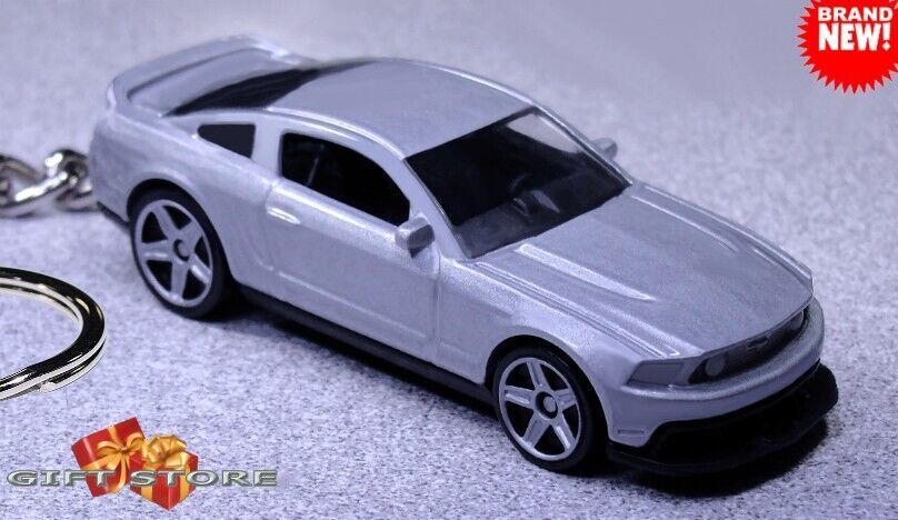 RARE KEYCHAIN SILVER PEWTER FORD MUSTANG GT CUSTOM Ltd EDITION GREAT ...