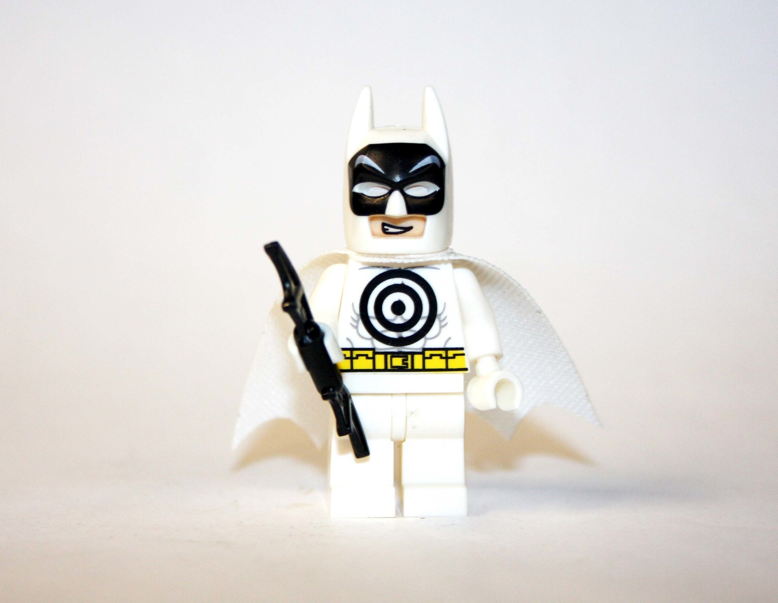 Minifigure Custom Toy Batman Bullseye DC Comic - LEGO (R) Minifigures