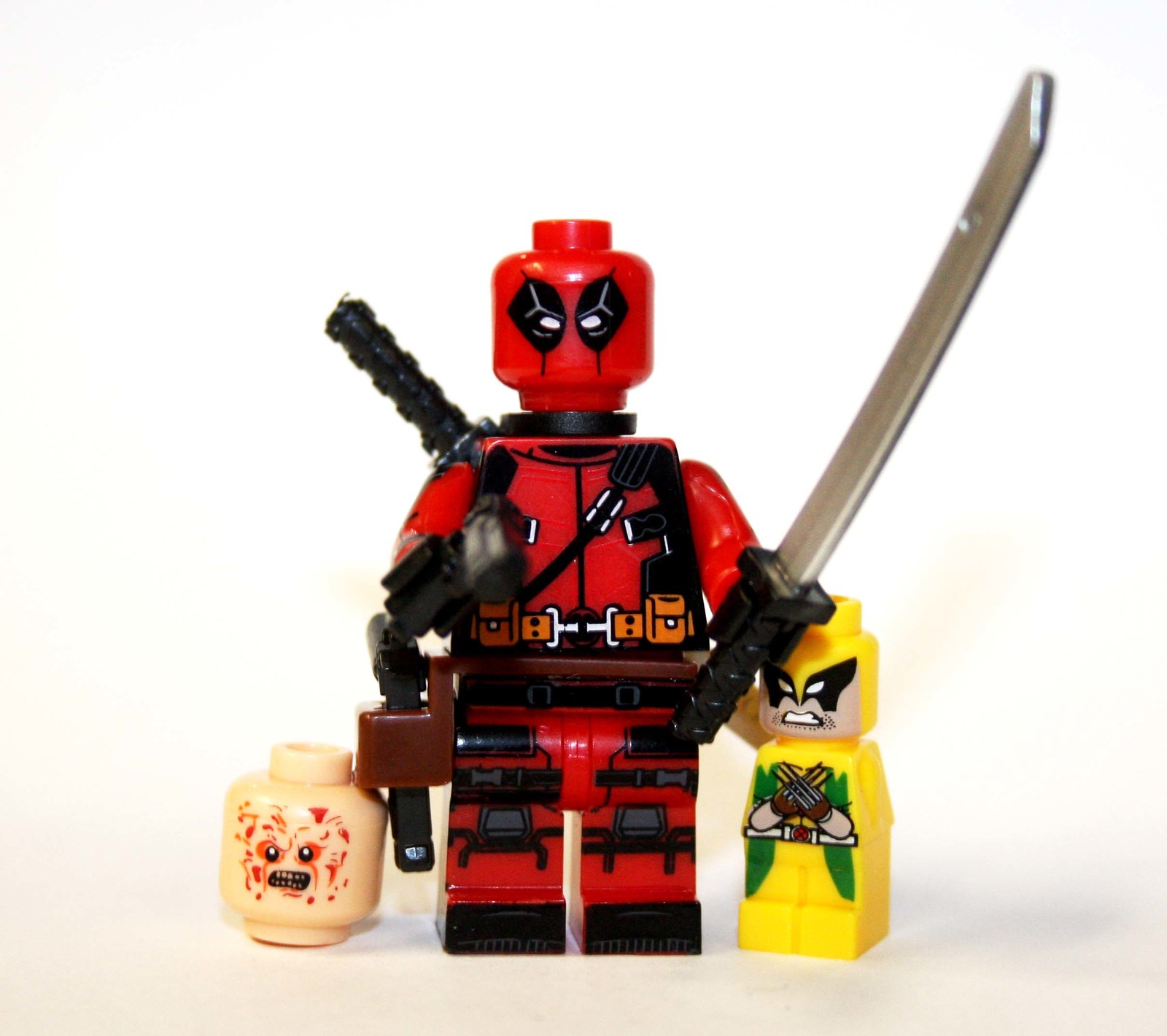 YY Minifigure Building Custom Deadpool Marvel V3 with mini wolverine ...