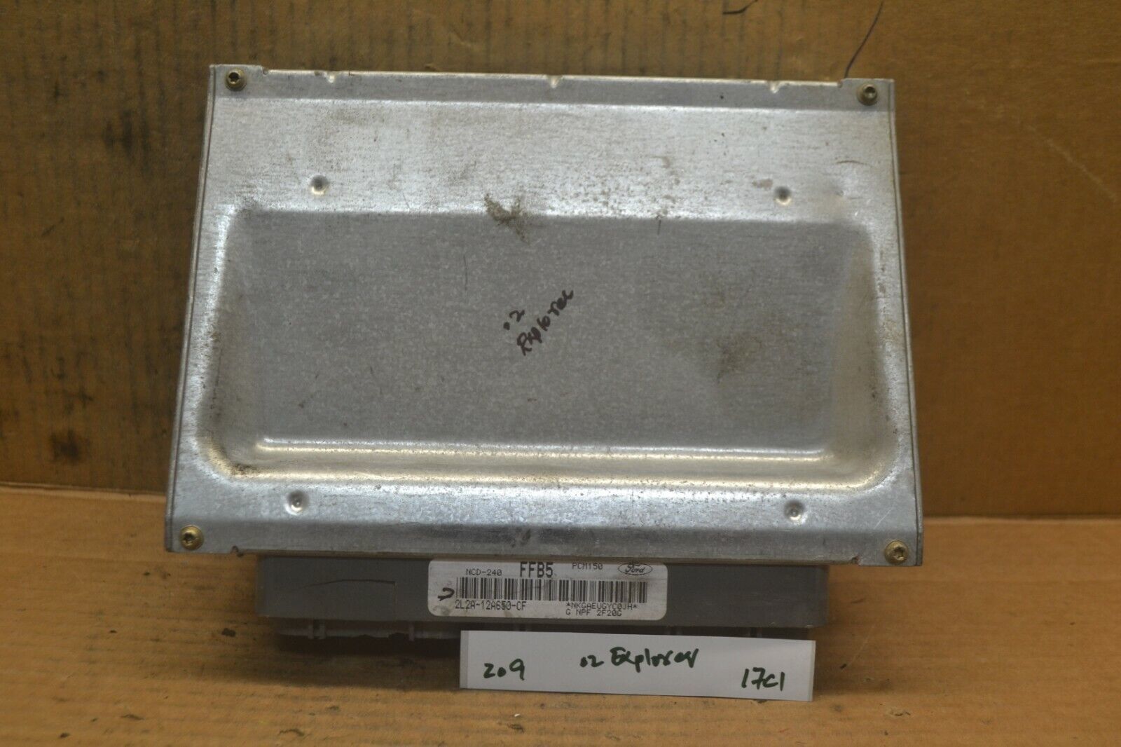 2002 Ford Explorer 4.0L Engine Control Unit ECU 2L2A12A650CF Module 209 ...