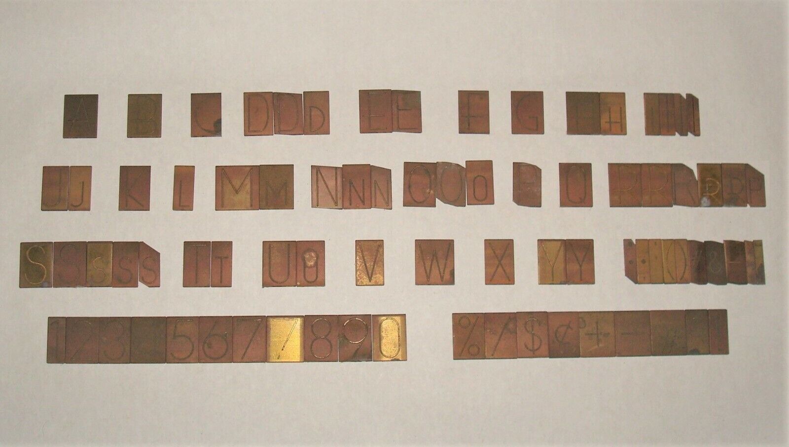 New Hermès Engraving Font Capital Upper Case Single-Line Modern Letters ...