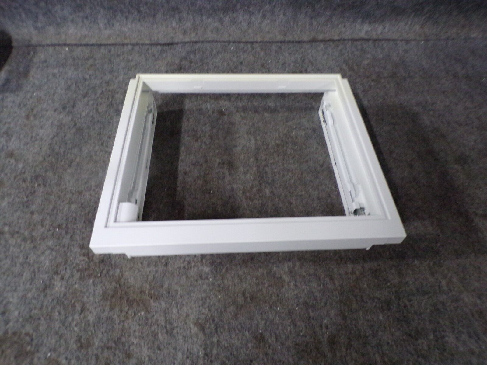 2301568 WHIRLPOOL REFRIGERATOR MEAT PAN FRAME WITH RAILS - Refrigerator ...