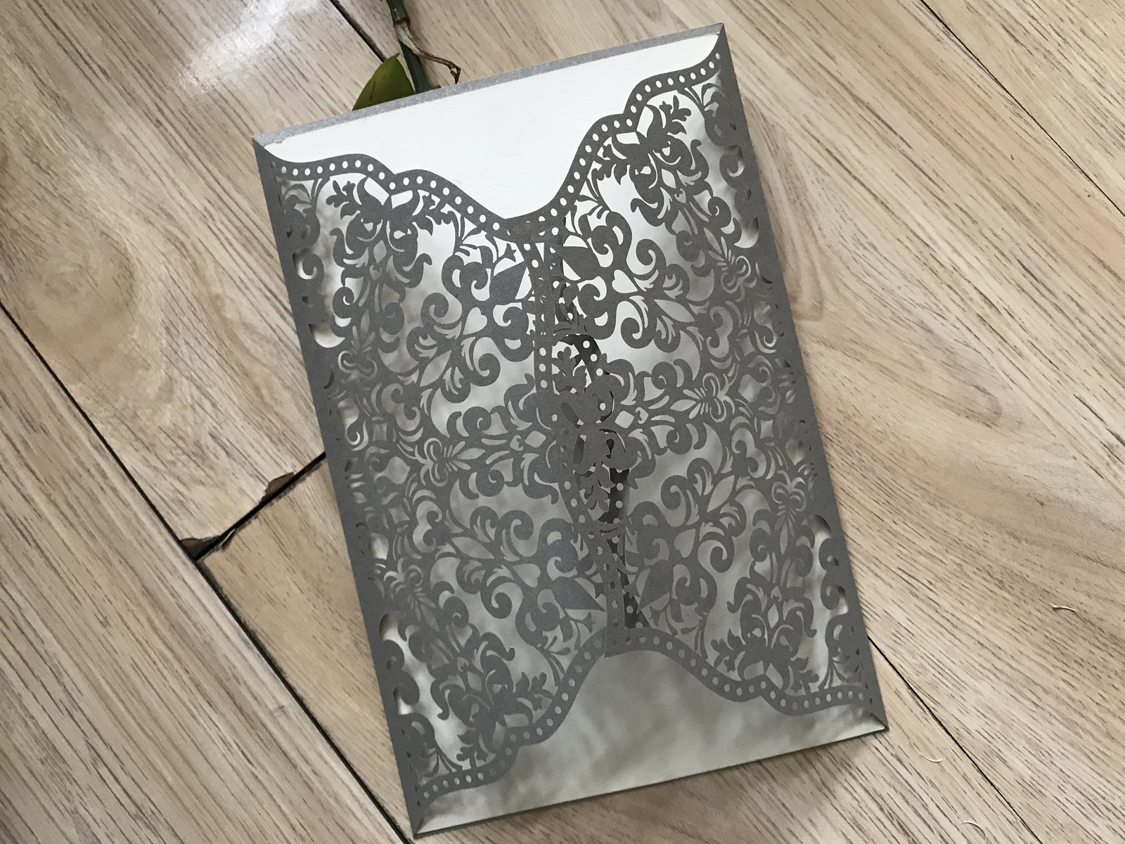 50pcs Silver Laser Cut wedding invitations cards,Birthday Party invite ...