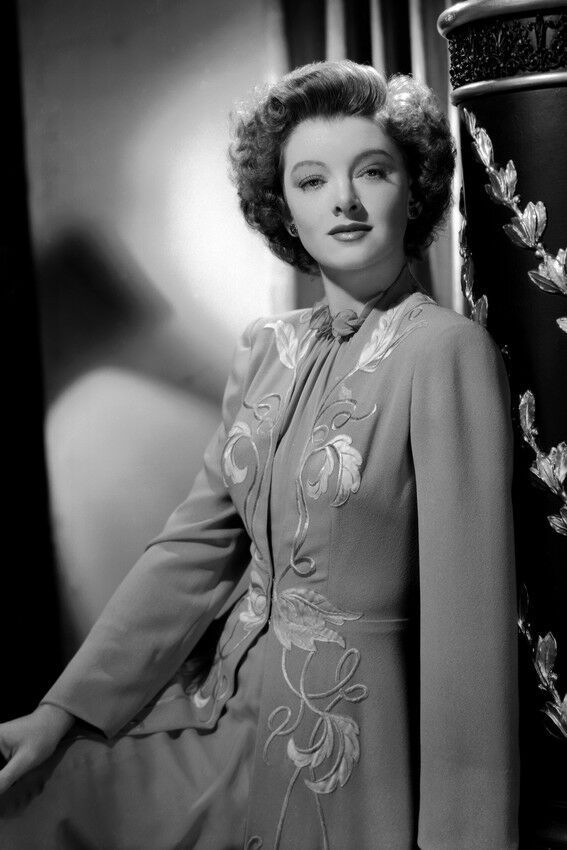 Myrna Loy Classic Studio Pose 11x17 Mini Poster - 2000-Now