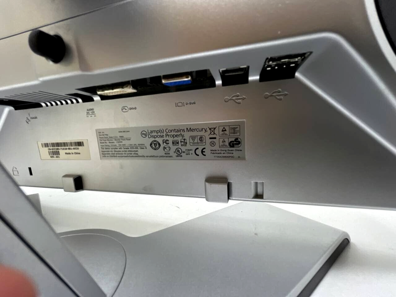 Dell 1708FPT Panel LCD 17" Flat Computer Monitor Display VGA DVI USB ...