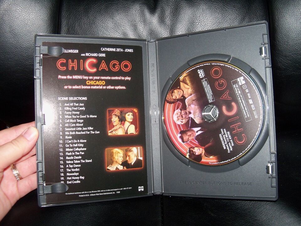 Chicago (DVD, 2003, Widescreen) EUC - DVDs & Blu-ray Discs