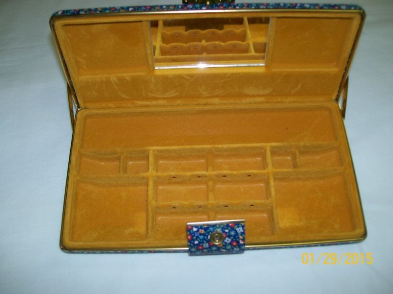 Sarah Coventry Blue Floral Travel Jewelry Box For Accessories Storage ...