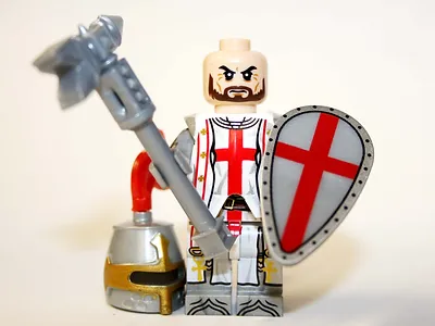 PLTOYS Templar Knight With Axe Castle Soldier Minifigure Toys - LEGO (R ...