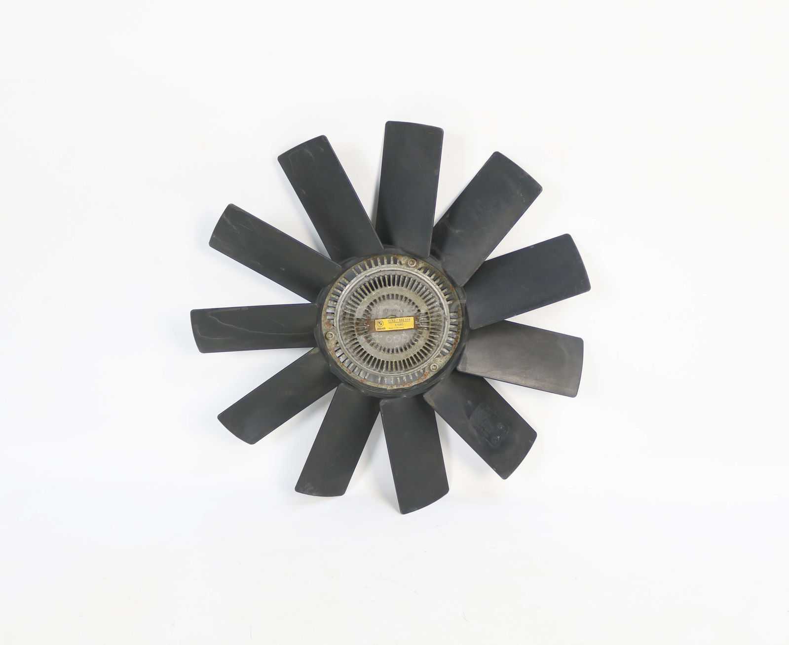 BMW E38 E34 E39 V8 Plastic Engine Fan Viscous Clutch M5 E32 E31 1992 ...