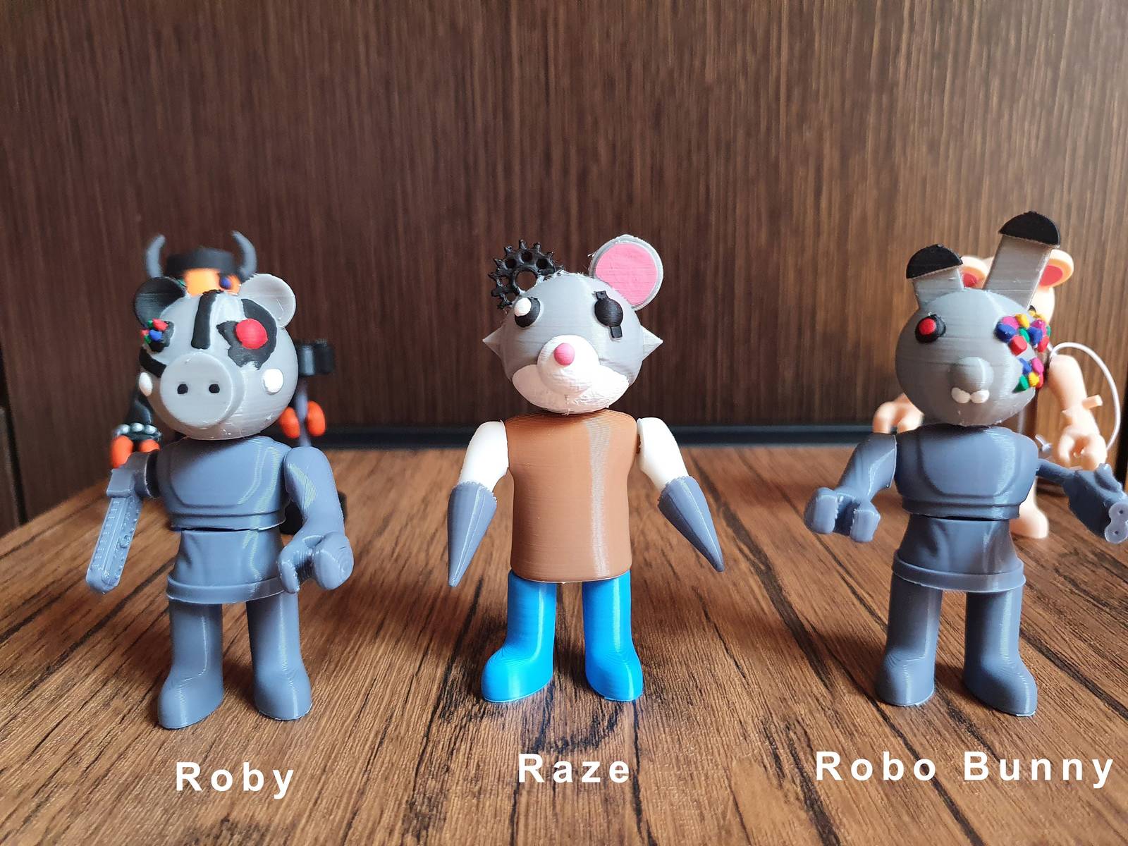 Roby, Raze, Robo Bunny, Billy, Mari fullbody figures - Figures
