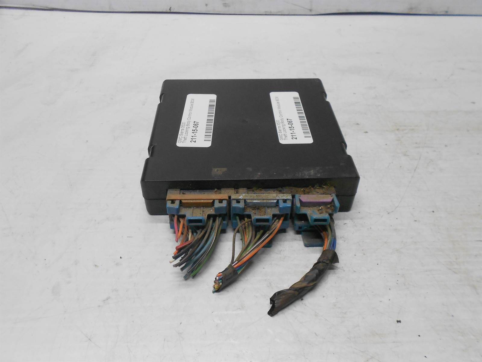 1999-2004 BODY CONTROL MODULE BCM GM SILVERADO SIERRA SUBURBAN TAHOE ...