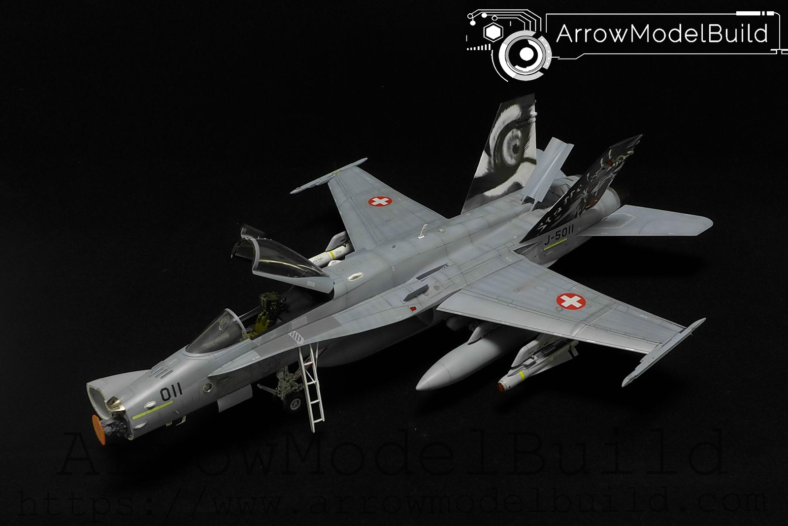 ArrowModelBuild F/A-18C Super Hornet Fighter Built & Painted 1/32 Model ...