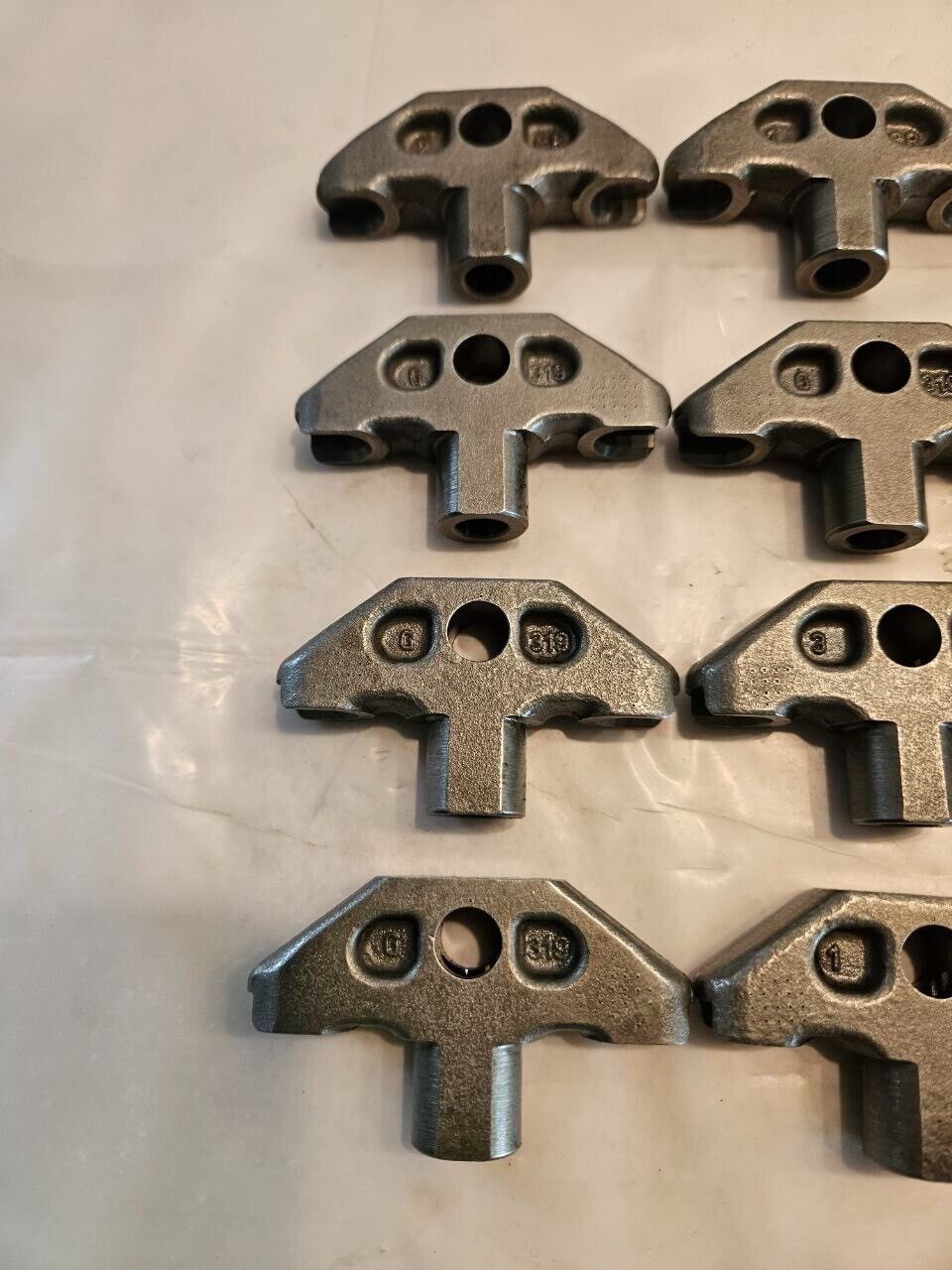 Set of 12 PACCAR MX13 diesel engine crosshead rocker arm valve bridges ...