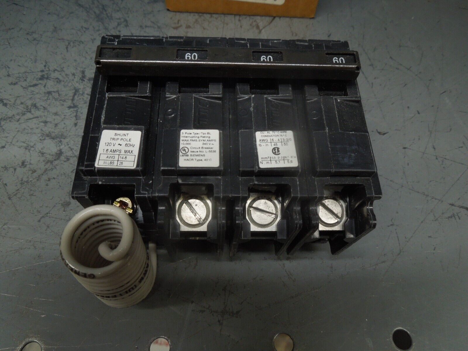 Siemens Type BL B36000S01 60A 3p 240V Circuit Breaker w/ 120V Shunt ...
