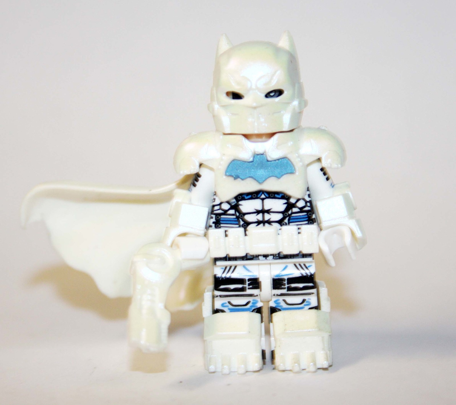 Minifigure Custome Batman Xe White Extreme Environment Batsuit Arkham ...