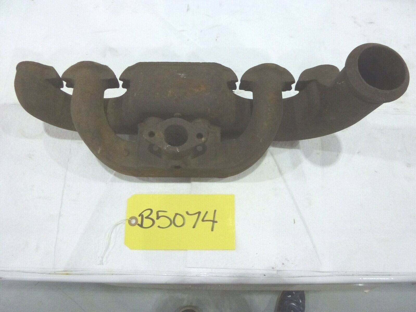 Ford Model A 4 Cylinder Intake and Exhaust Manifold Assembly - Car ...