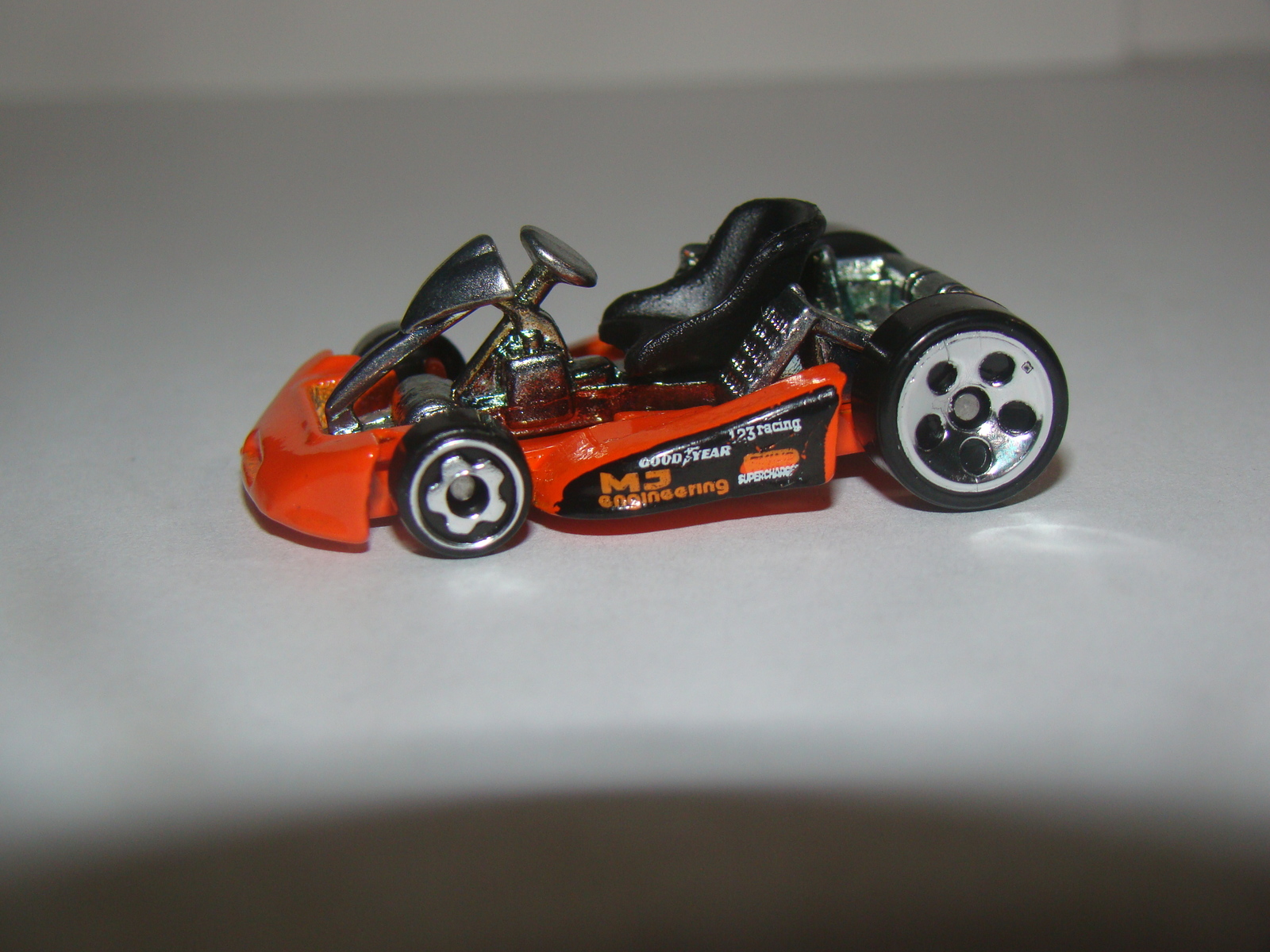 Hot Wheels - GO KART (Loose) - Contemporary Manufacture