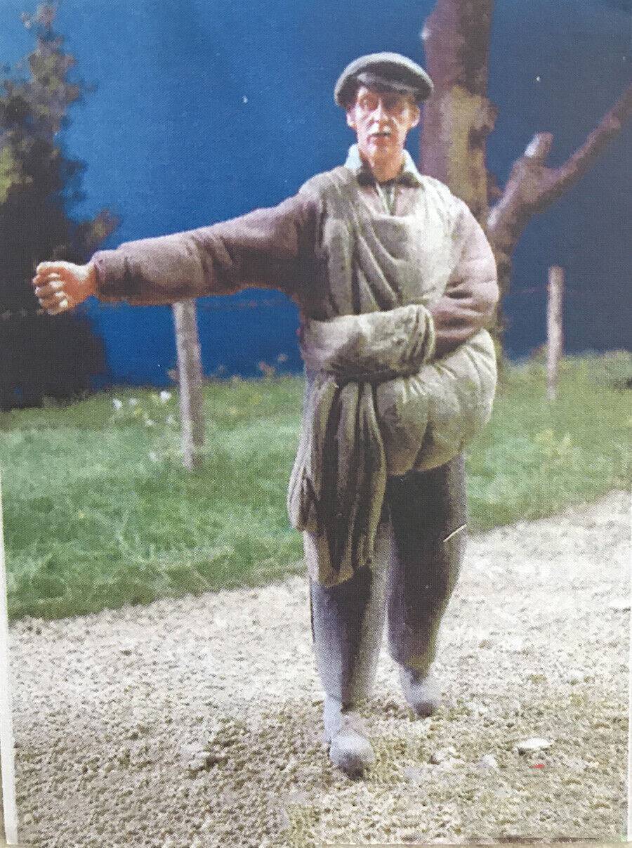 1/35 Resin Model Kit Peasant Farmer WW2 Unpainted - Figures