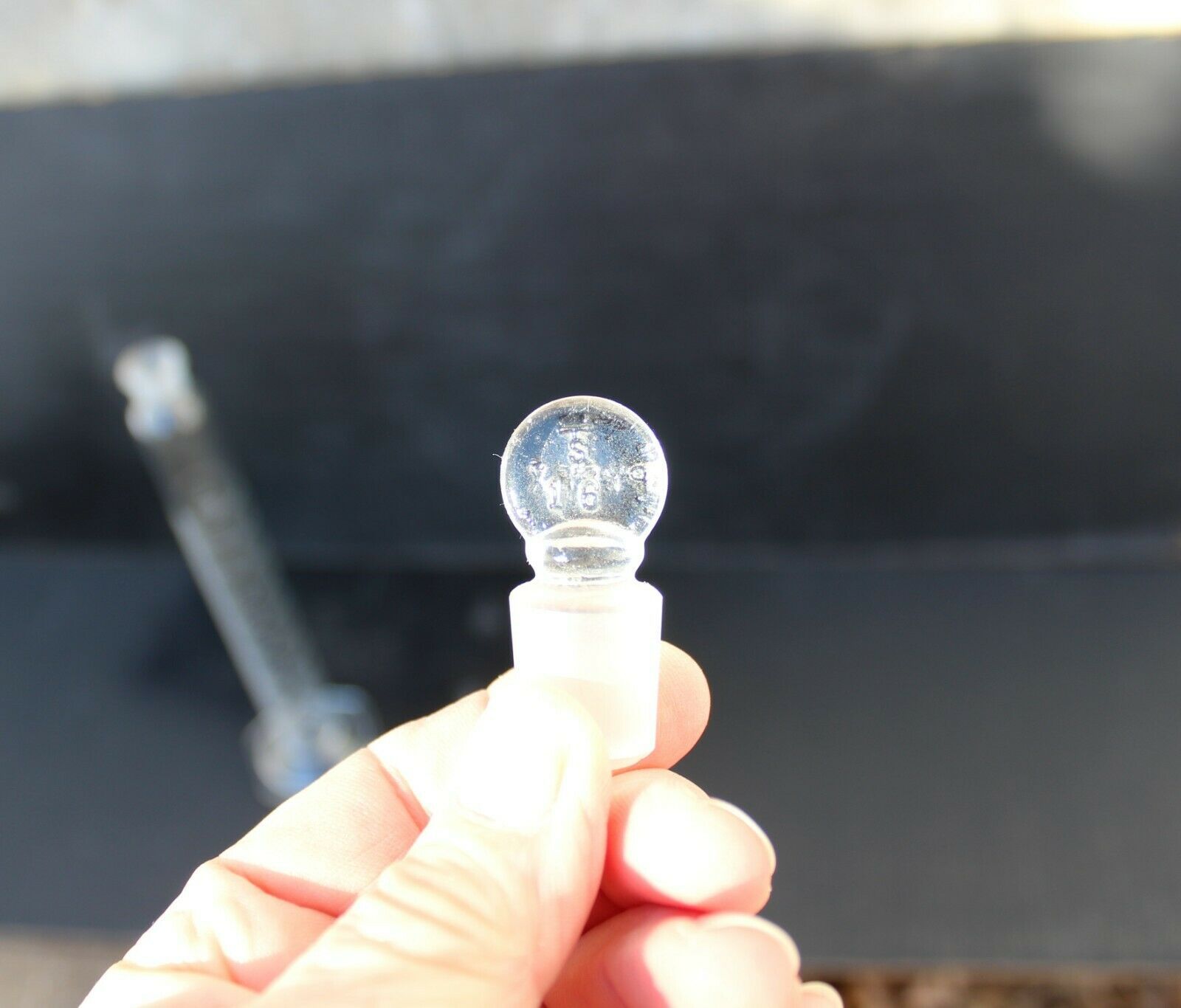 Pyrex Ground Glass TC Graduated Cylinder with Stopper 100ml Hex Bottom ...