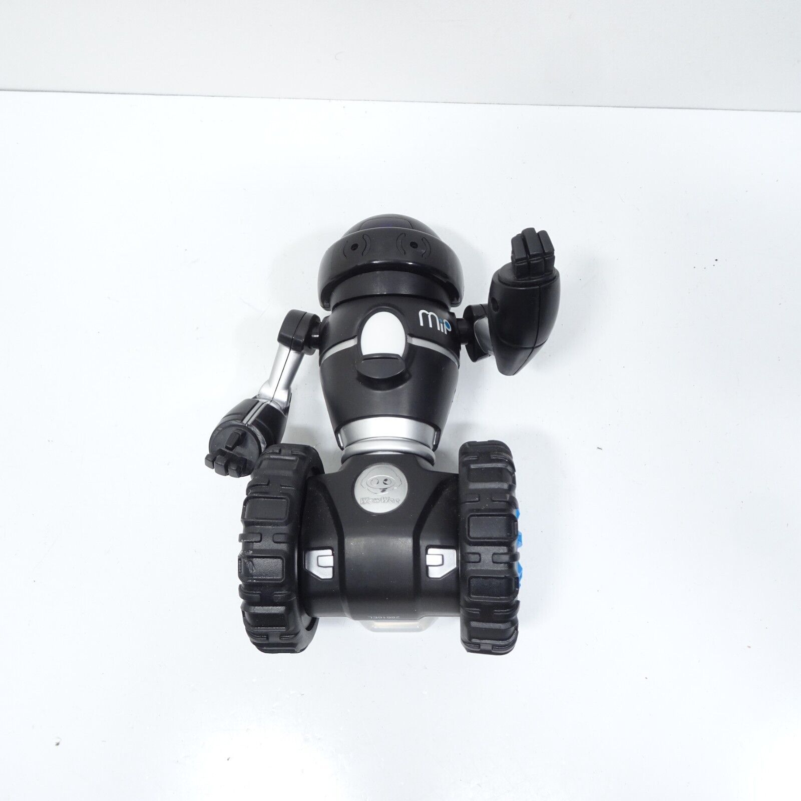 WowWee MIP Robot Model : 0820 Black and Silver - 1970-Now