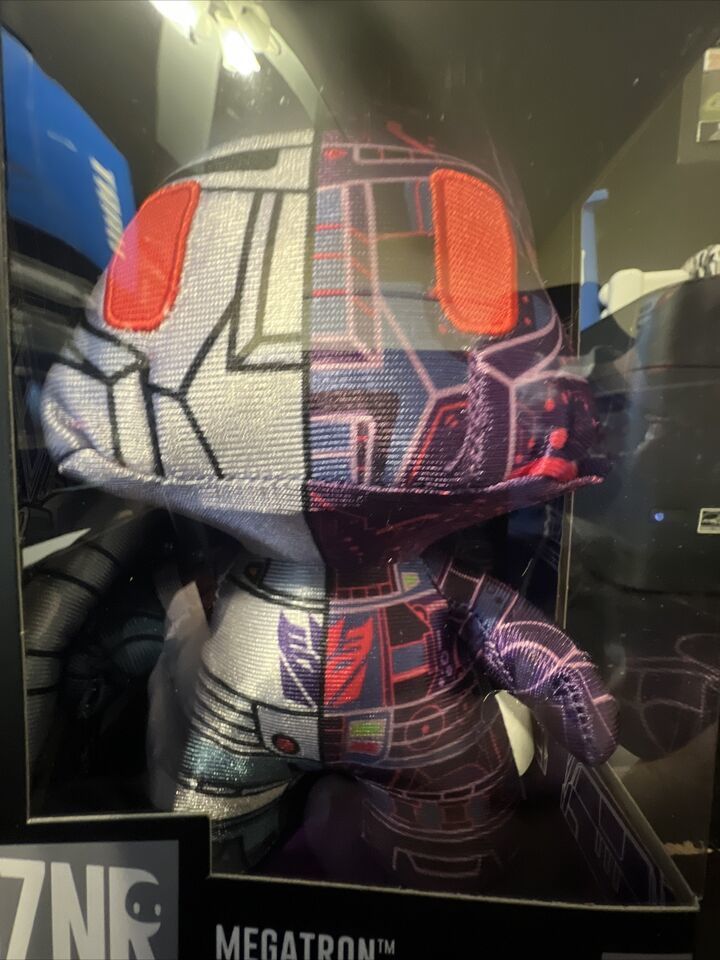 DZNR G1 Transformers Megatron Yume What’s Inside Edition 03 - Action ...