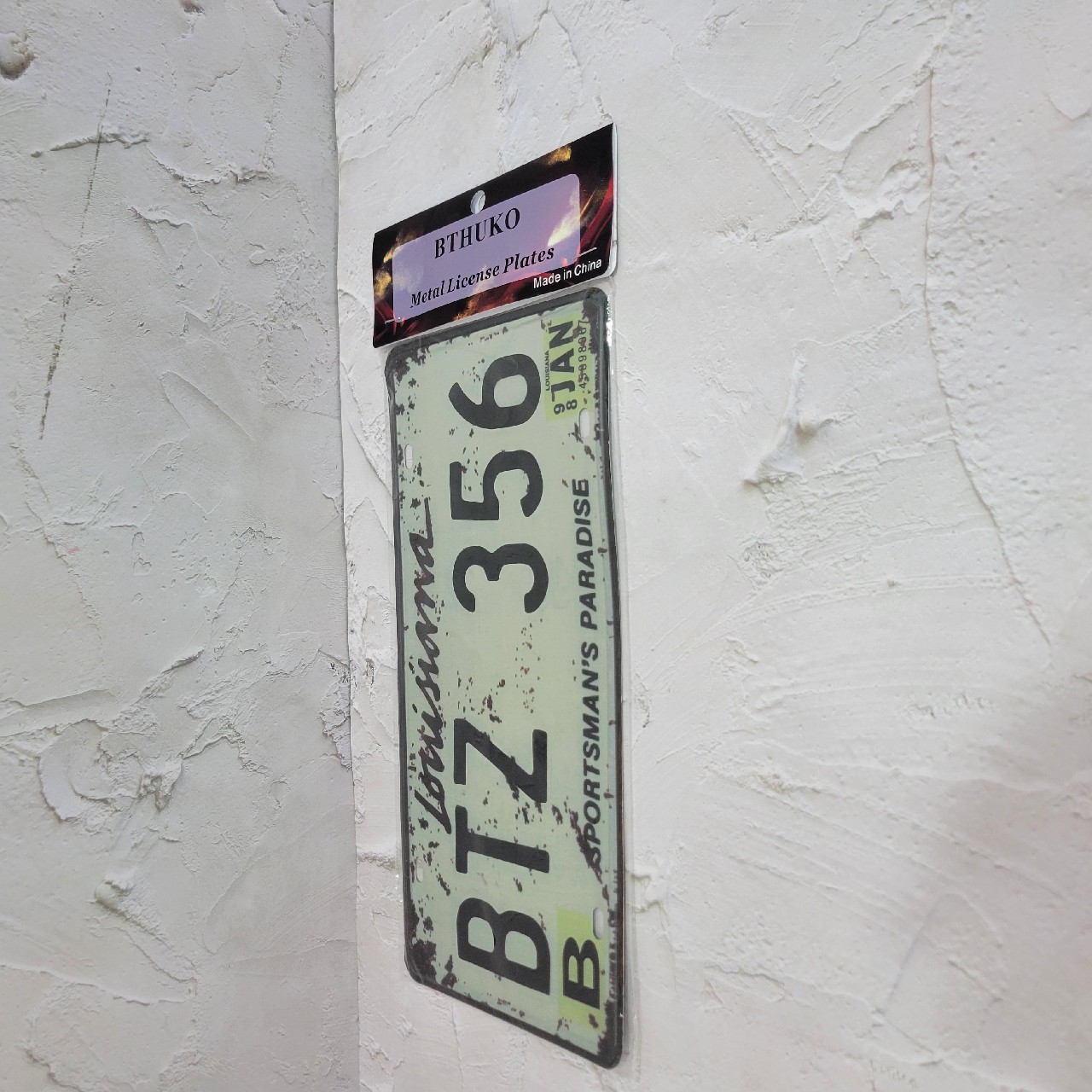 BTHUKO Metal License Plates - Add a Unique Look to Your Vehicle ...