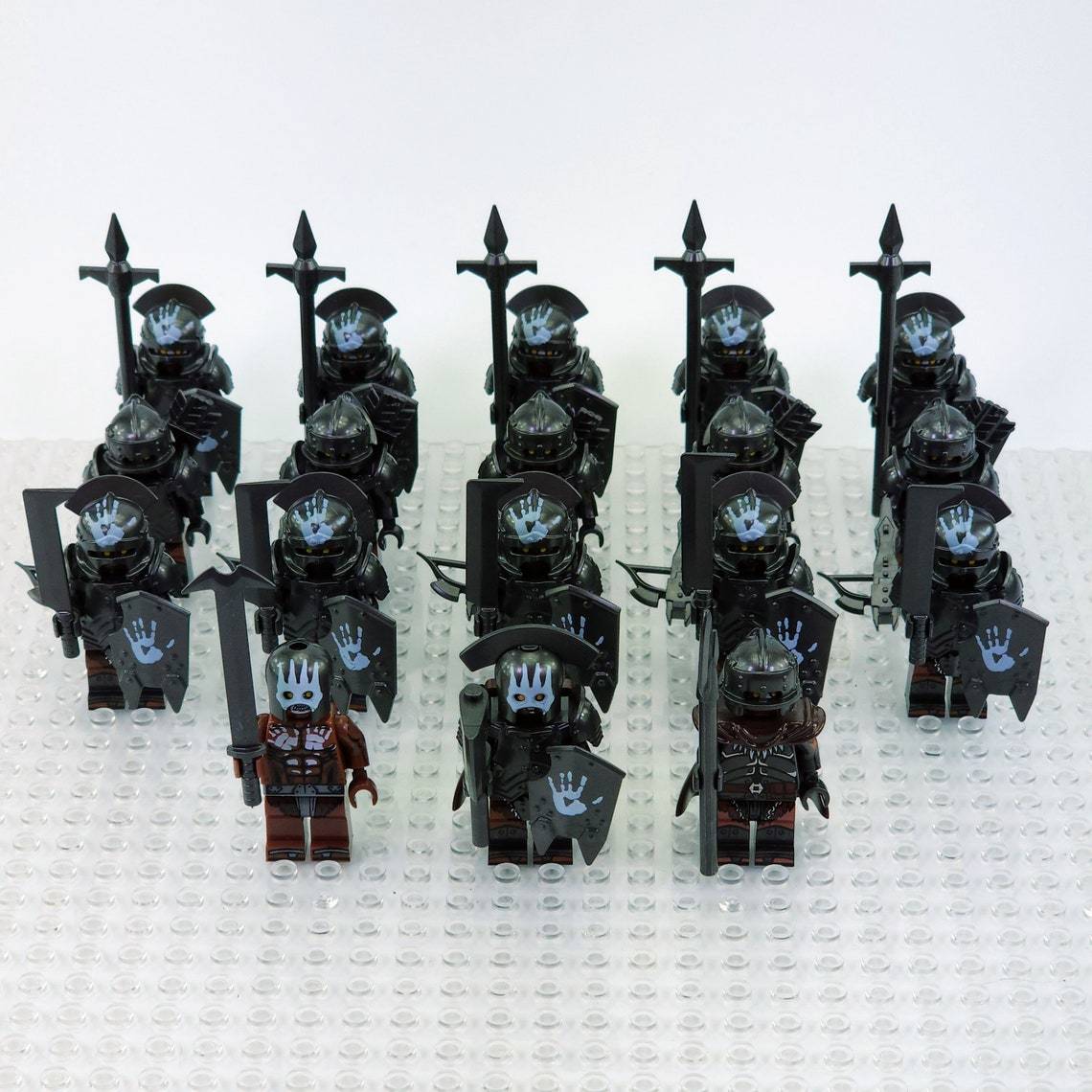 18pcs Uruk-hai Armored Army The Lord of the Rings Various Weapons ...