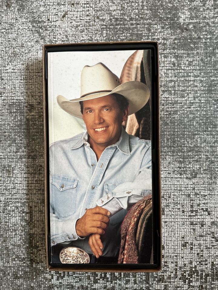 George Strait : Strait Out Of The Box 4 Disc Box Set & Booklet - Father ...