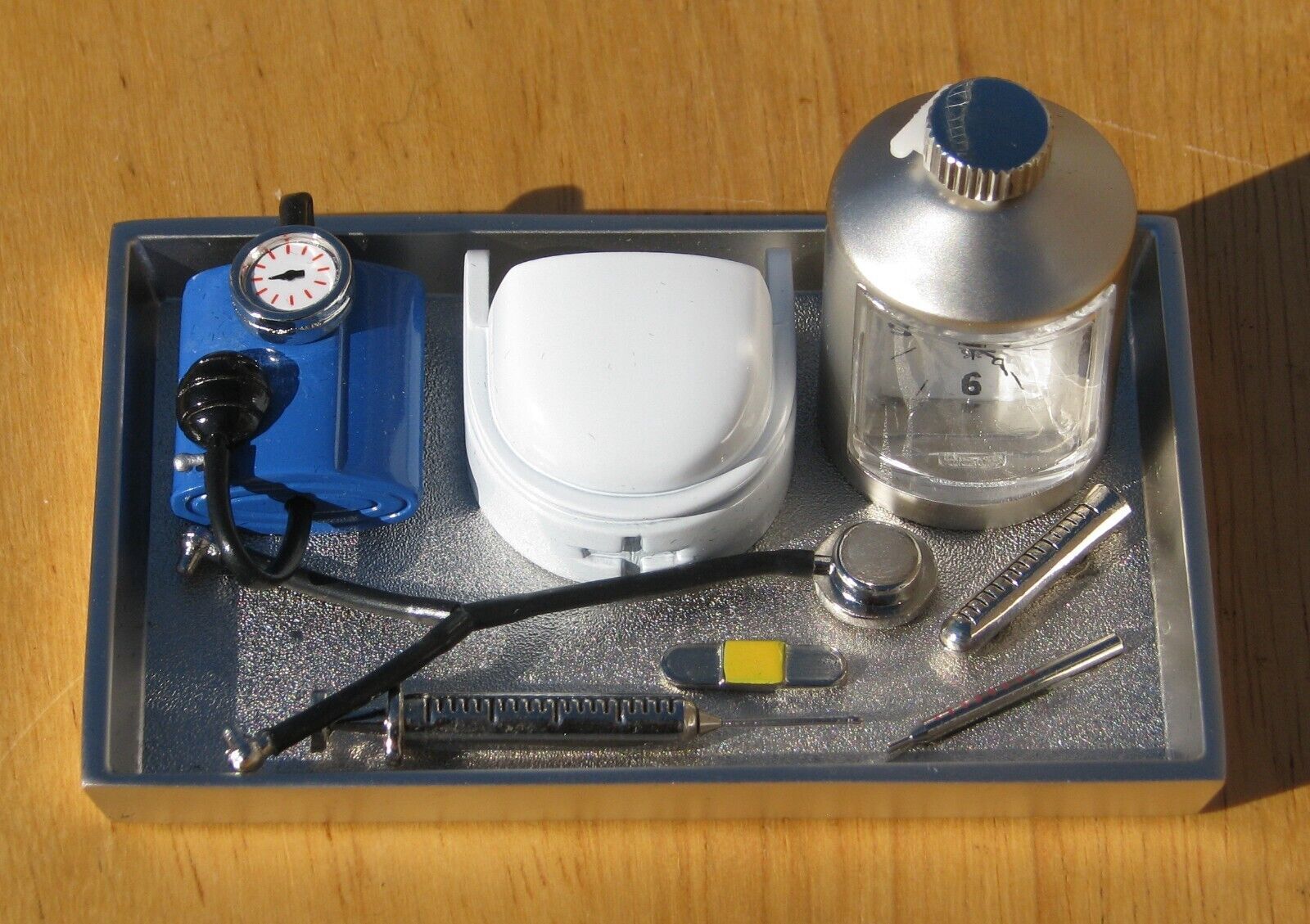 Sanis Nurse Clock Executive Toy Battery Included - Desk, Mantel & Shelf ...