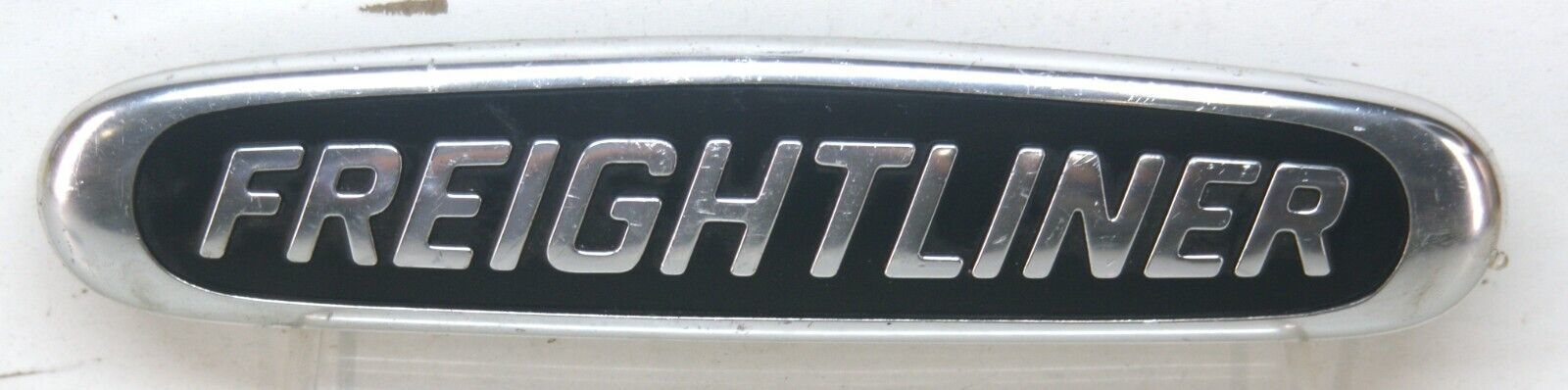 22-57546-000 Freightliner Truck 10” Alum Grille Emblem Hood Badge OEM ...