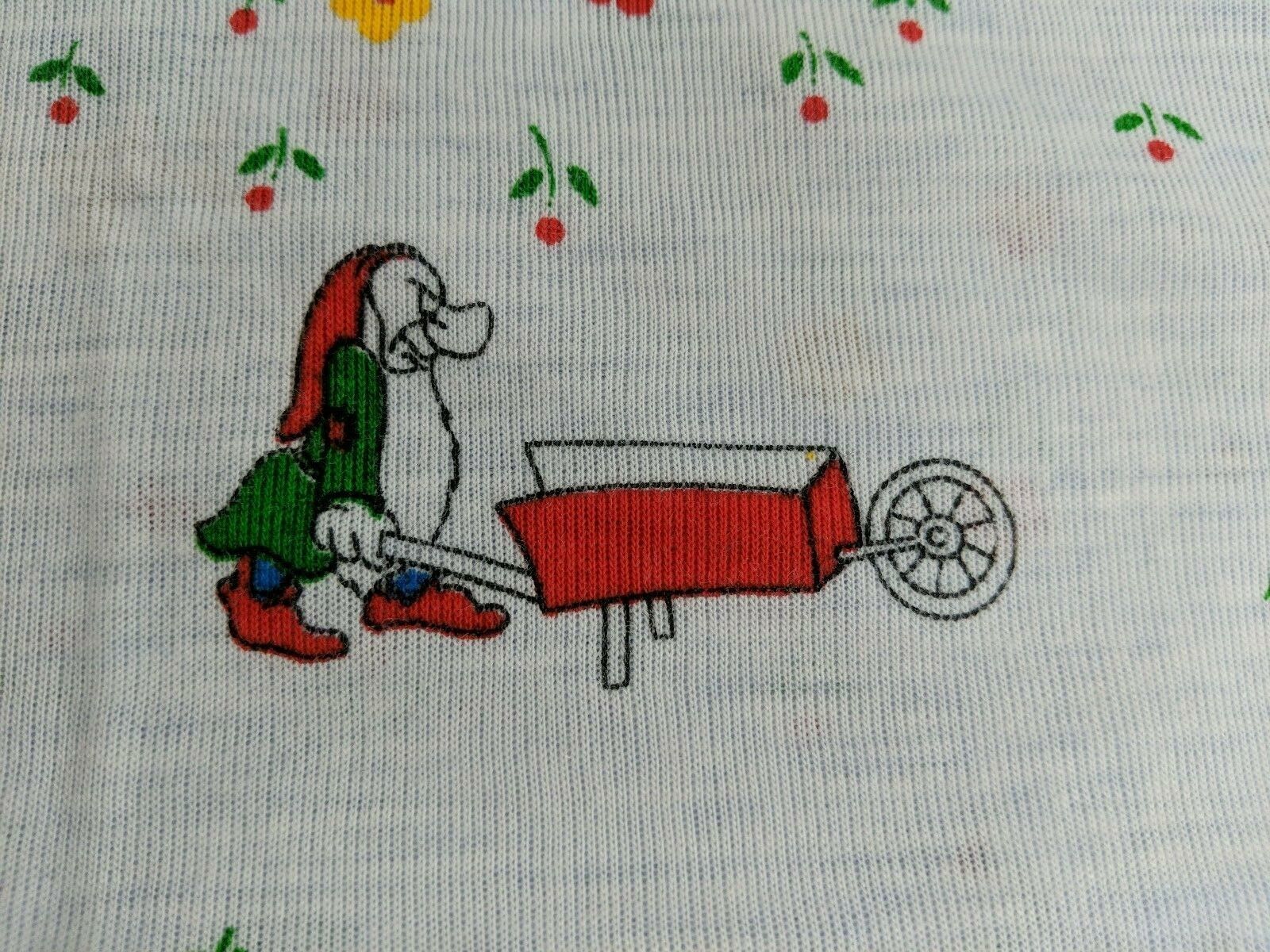 VTG Disney Seven 7 Dwarfs Gardening Scenes Stretch Knit Fabric Sewing ...