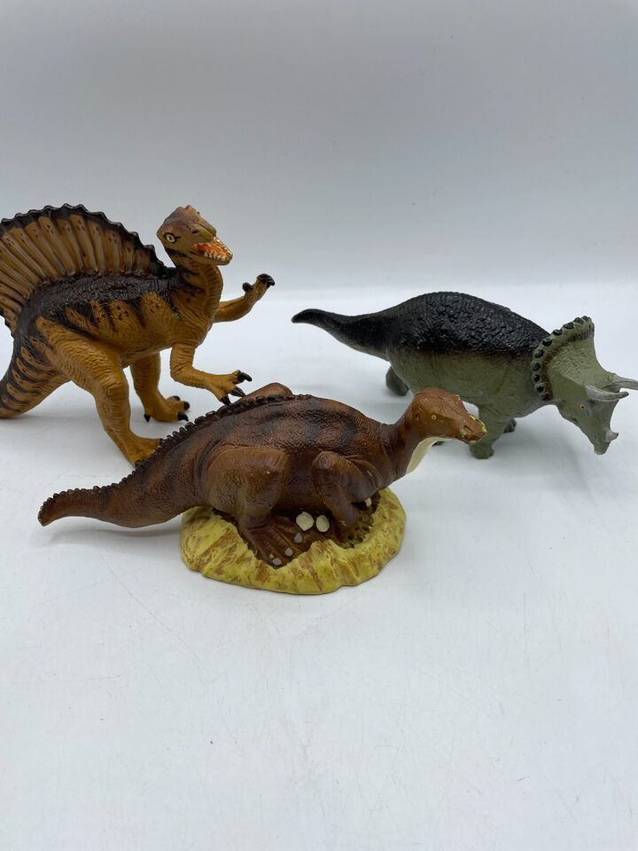 Vintage Carnegie Dinosaur Figure Safari Ltd Lot Maiasaura Spinosaurus ...