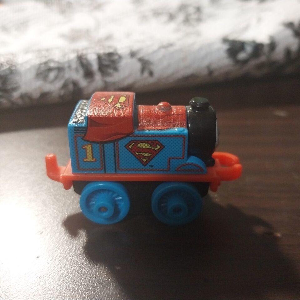 Thomas The Tank Engine Friends Mini Superman Thomas - Other Railroads ...