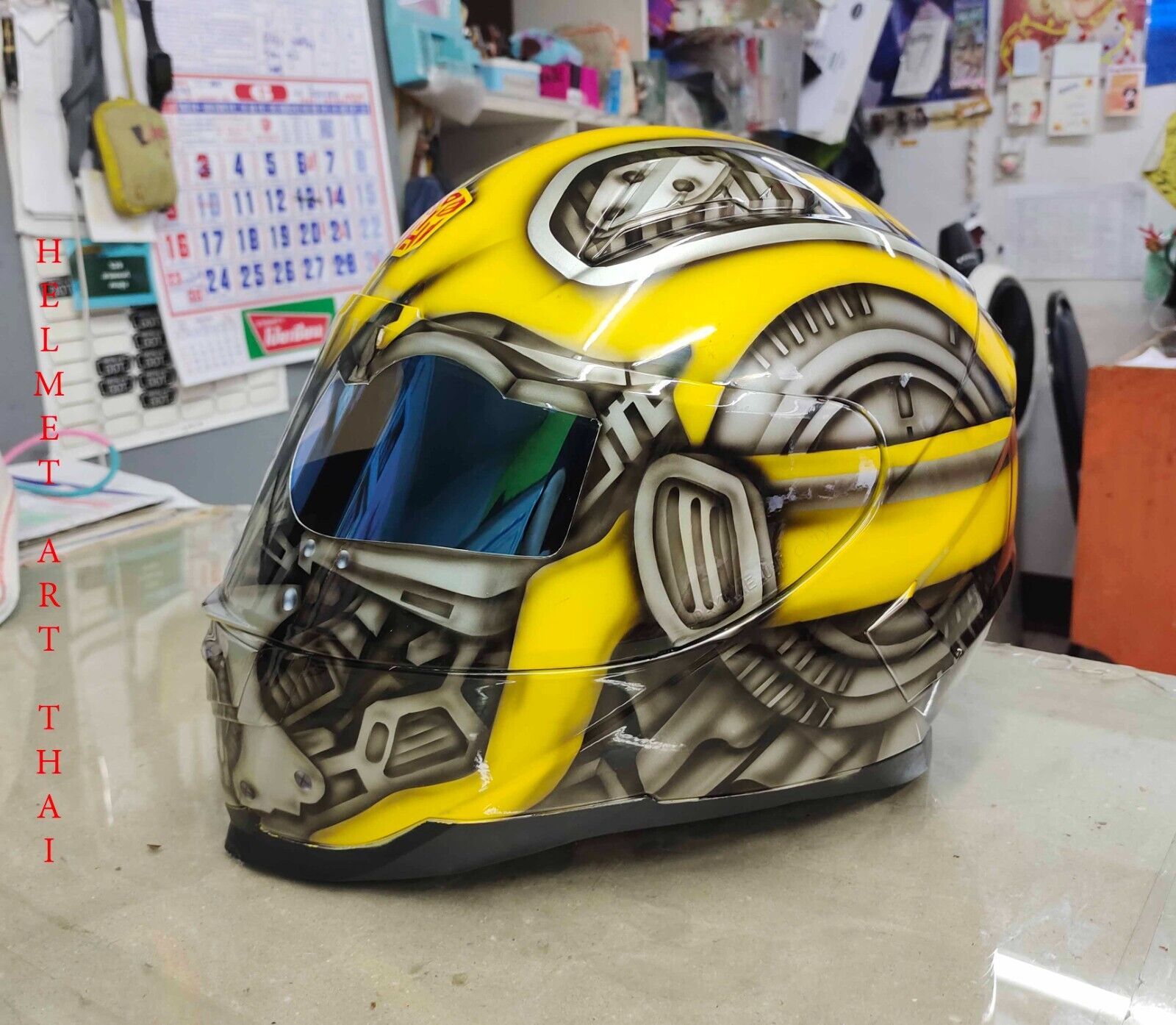 BUMBLEBEE TRANSFORMERS MOTORCYCLE HELMET