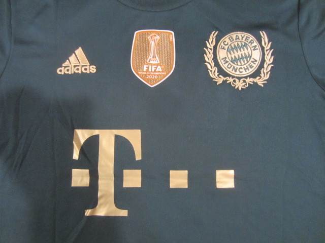 Robert Lewandowski Bayern Munich Oktoberfest Stadium Green Soccer ...