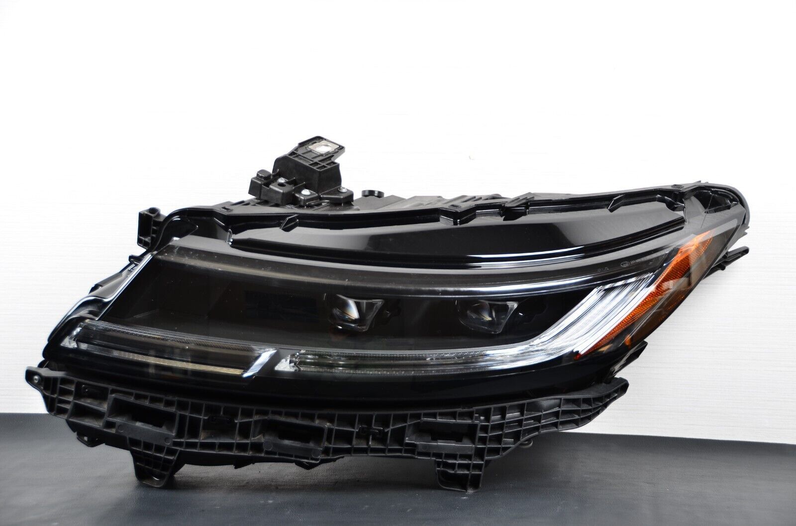 Complete! 2023-2024 Range Rover Sport Headlight Assembly Left Driver ...