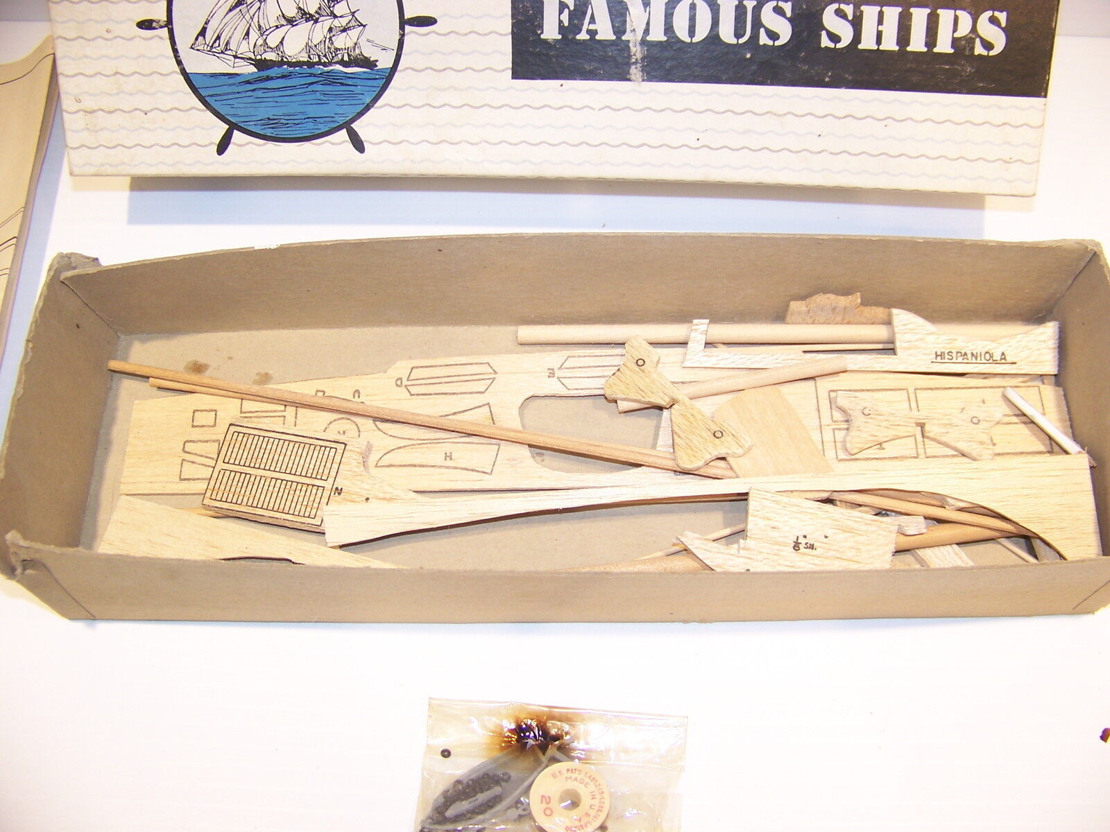 MASTER MODELCRAFT FAMOUS SHIPS HISPIANOLA ca. 1950 BALSA WOOD MODEL ...