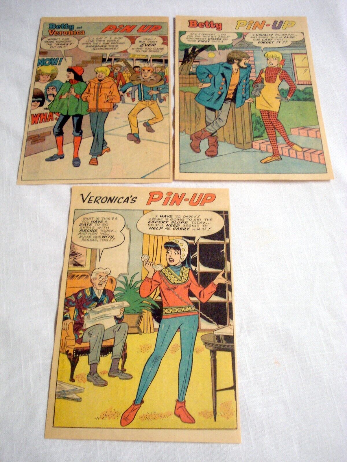 Six 1963-1967 Archie Comic Pin-Up Pages Betty and Veronica, Christmas ...