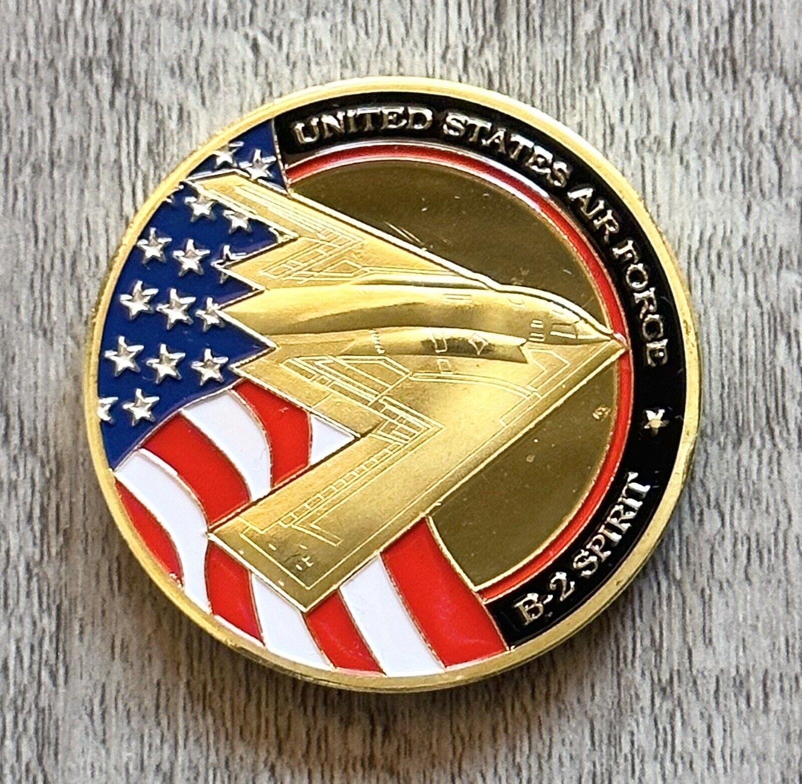 U S AIR FORCE B-2 SPIRIT (Stealth Bomber) Challenge Coin with velvet ...