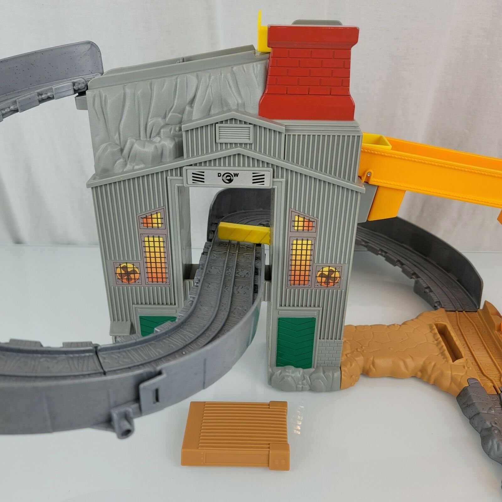 Fisher-Price Thomas & Friends Take-n-Play Twist & Tumble Cargo Drop ...