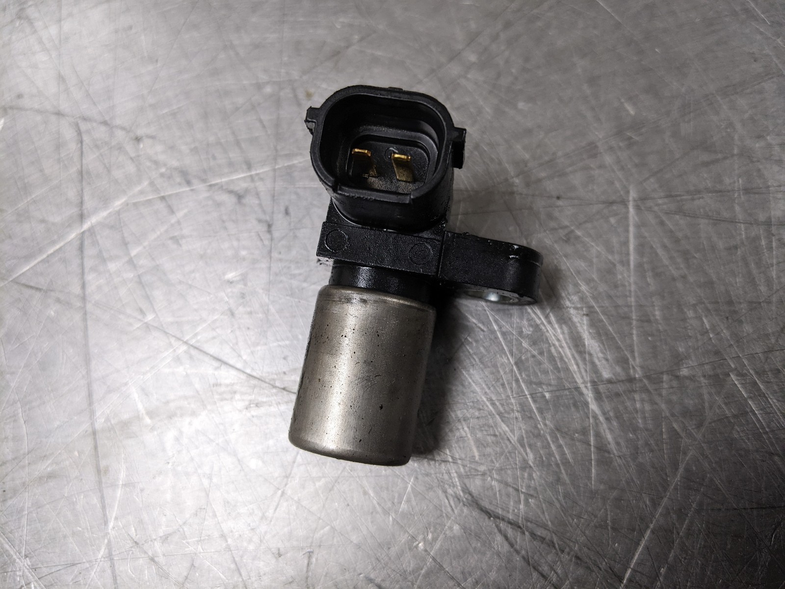 Crankshaft Position Sensor From 2015 Subaru Outback 2.5 - Engine ...