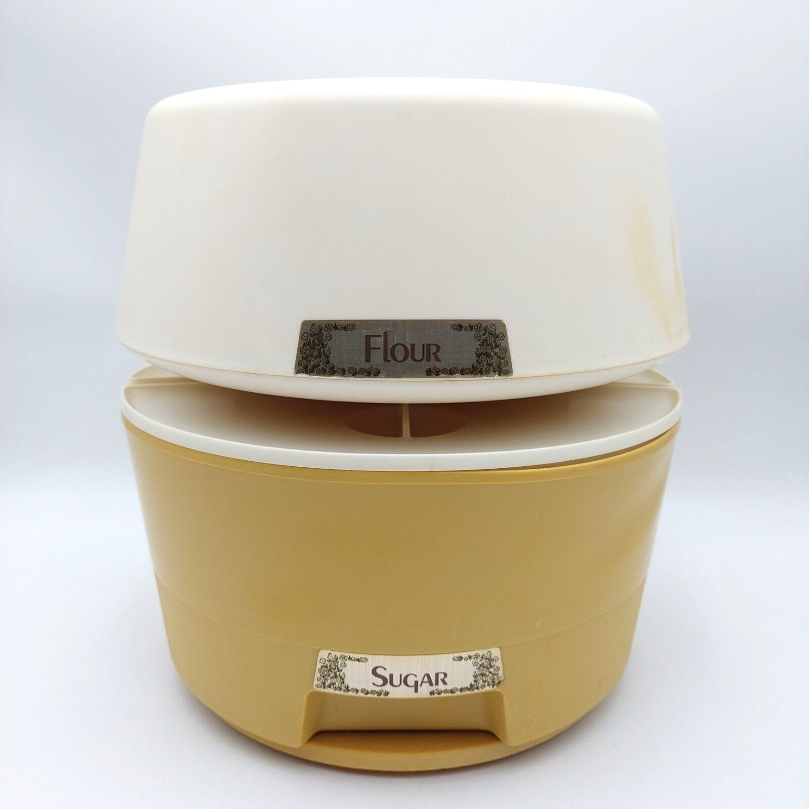 Vtg Rubbermaid Party Plan Lazy Susan Canister Set Flying Saucer 2-Tier ...