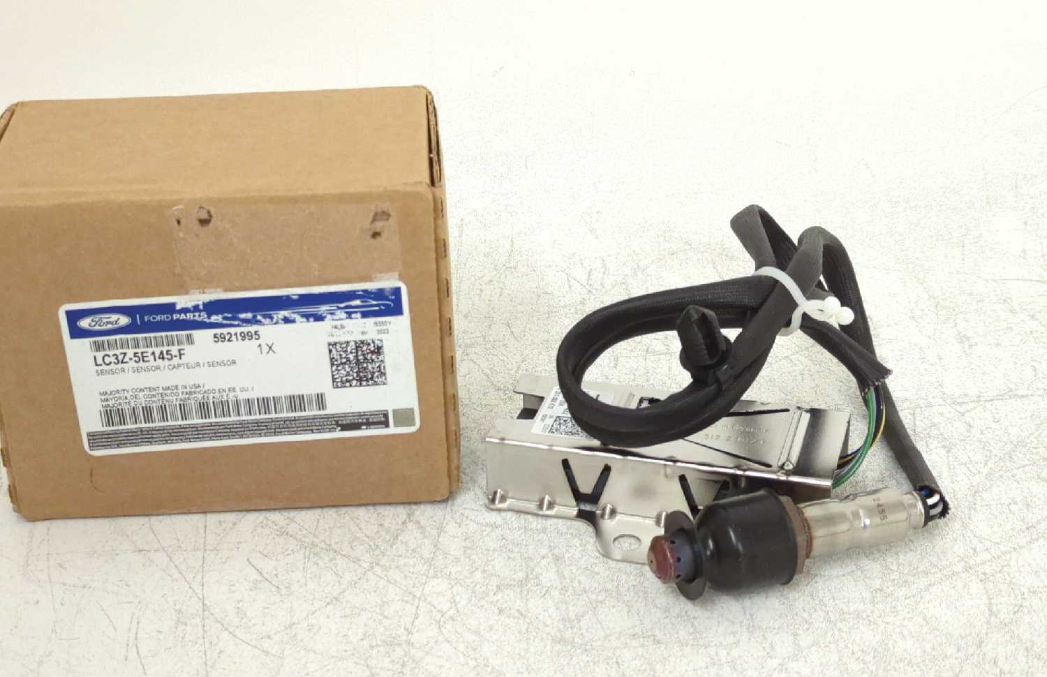 New OEM Genuine Ford Oxygen Sensor 2017-2020 Super Duty LC3Z-5E145-F ...