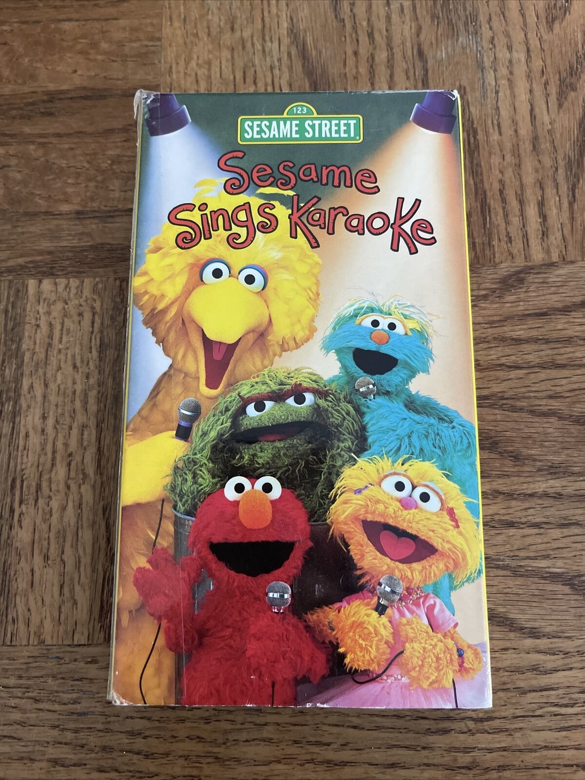 Sesame Street Sings Karaoke VHS - VHS Tapes