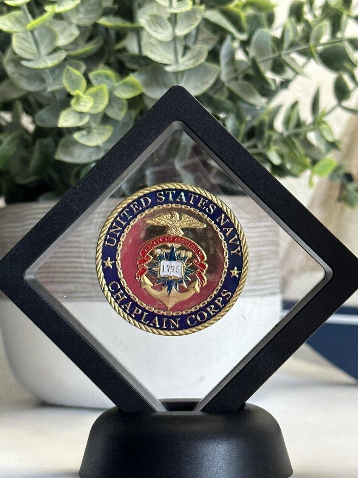 US NAVY CHAPLAIN CORPS Challenge Coin With 3D Display Case - Current ...
