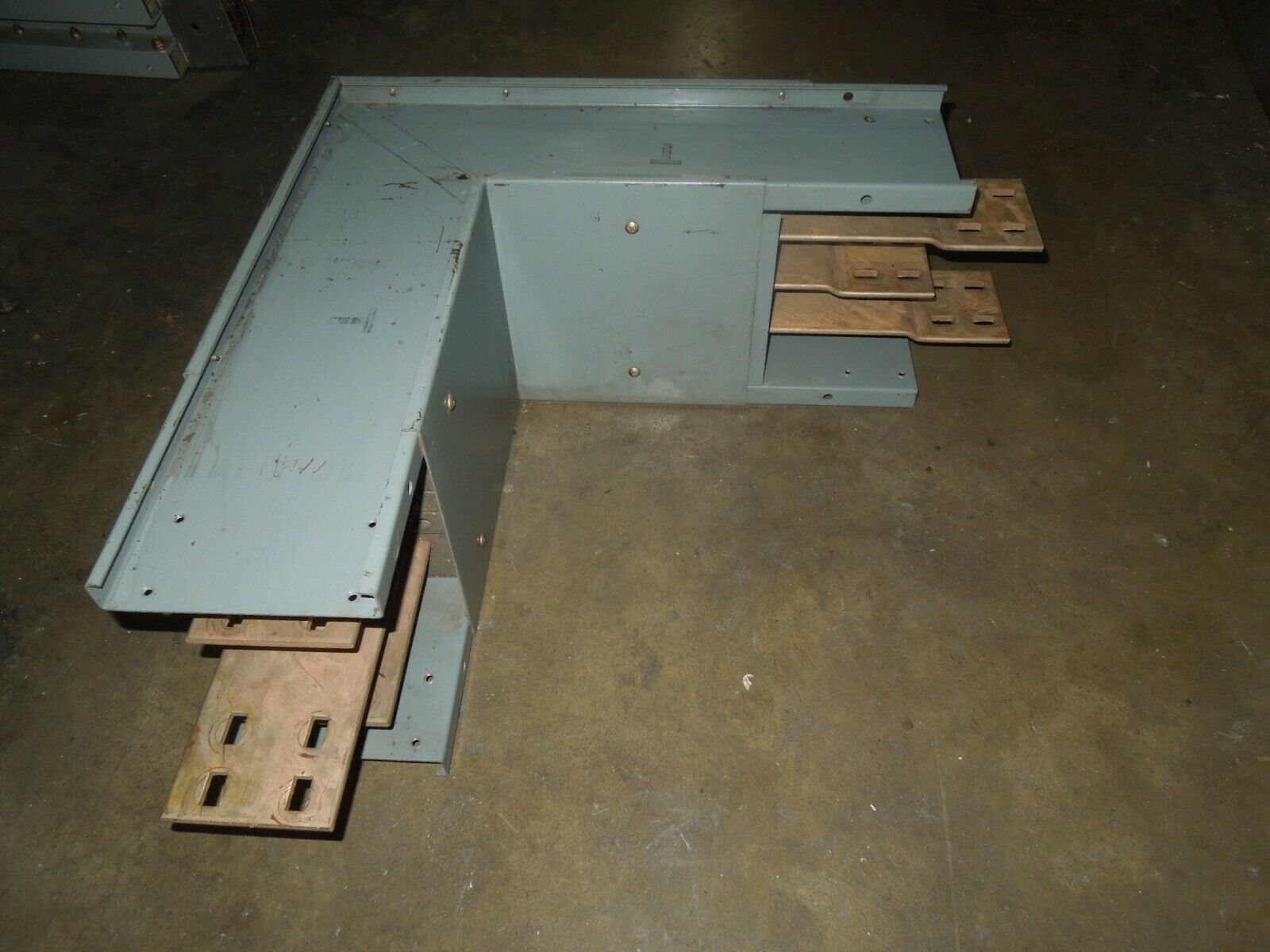 Westinghouse 1470562 Standard Design Copper Busway 1000A 3Ph 3W Flat ...