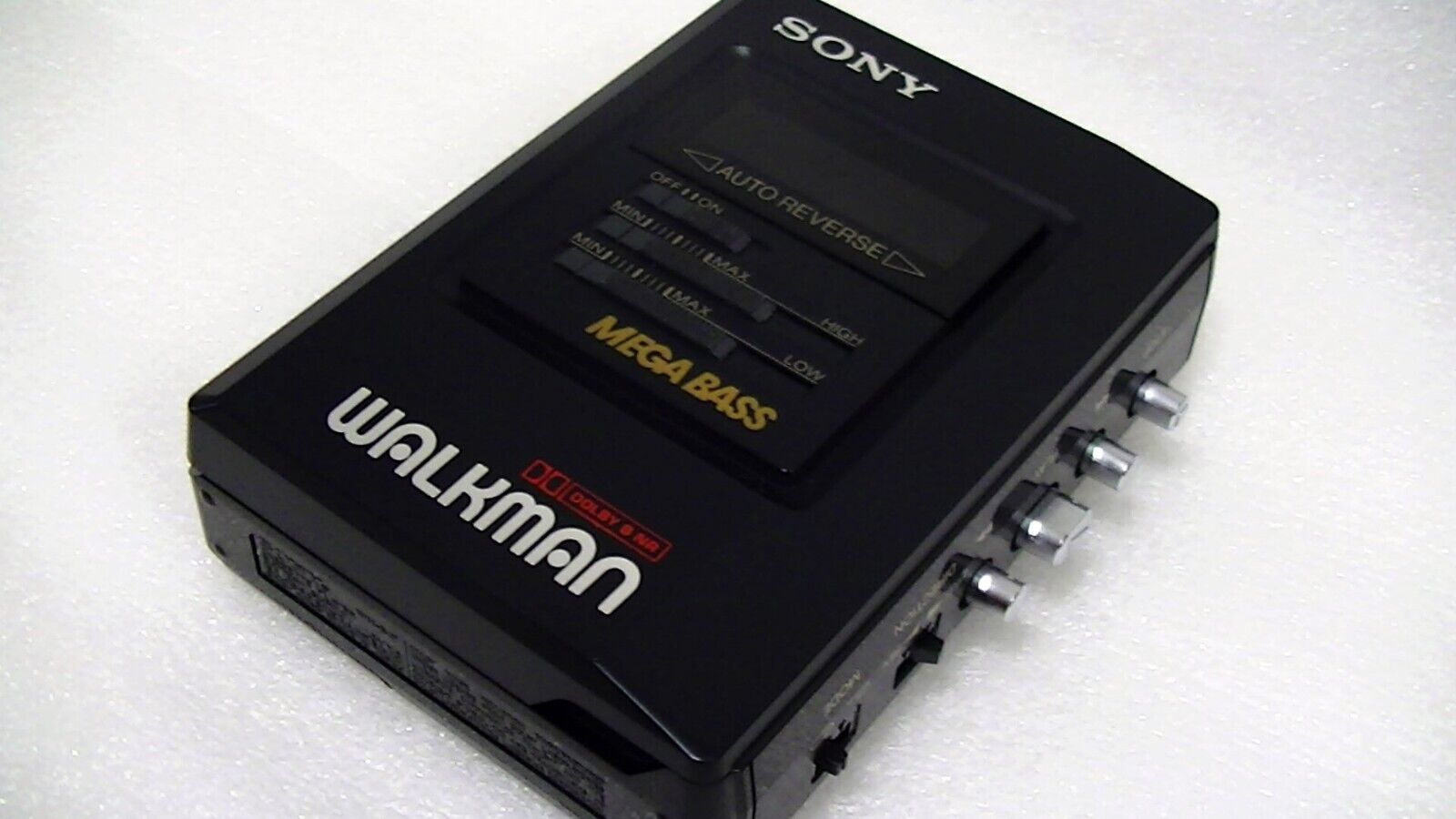 Restored VINTAGE SONY WALKMAN CASSETTE PLAYER - Cassette Players