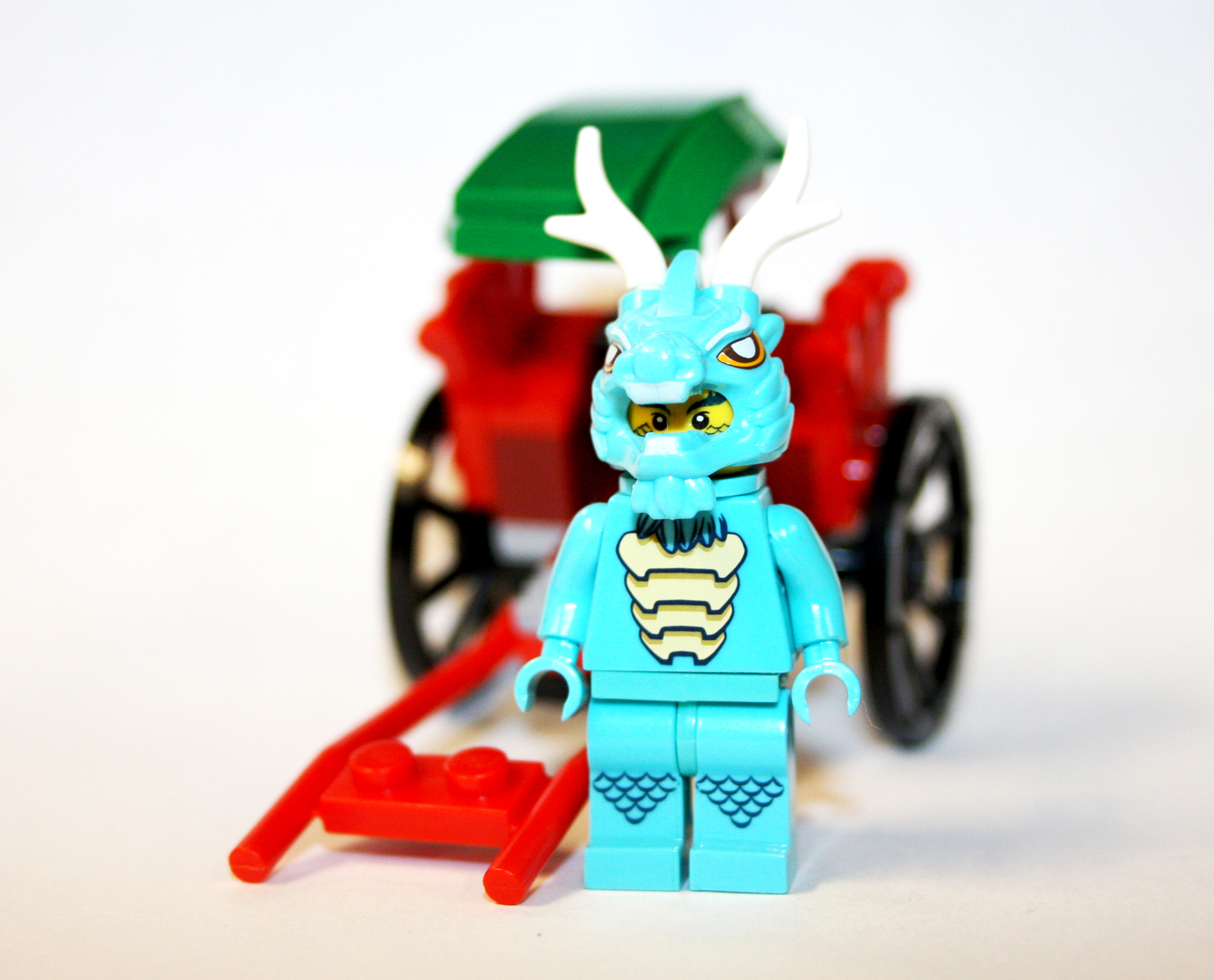 Minifigure Chinese Dragon With Cart Building - LEGO (R) Minifigures