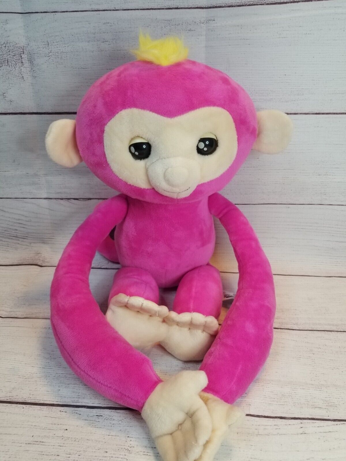 Fingerlings Bella Pink Monkey Touch Sound Plush Toy 18” Hugs WowWee ...