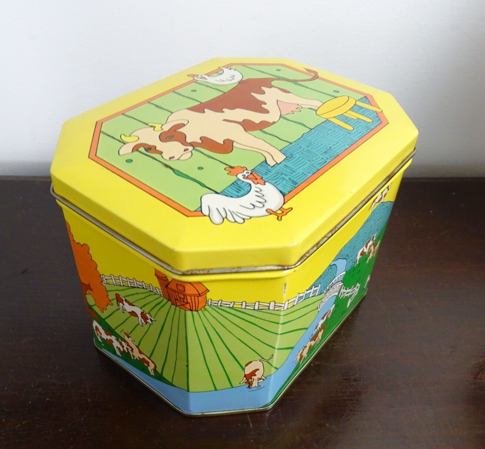 Vintage Farm Animal Metal Tin, Hinged Lid Hexagon Box, Cow Rooster ...